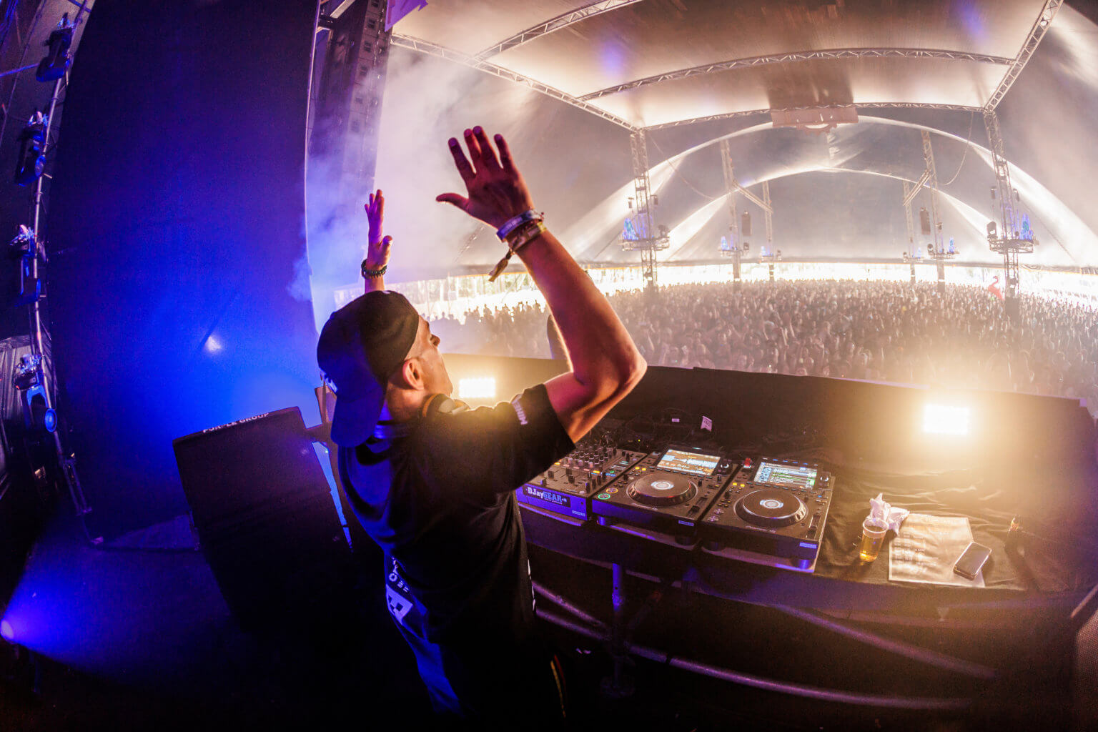 Bekijk de set van Billx op Dominator 2022! - Art of Dance Bekijk de set van Billx op Dominator 2022! - Art of Dance